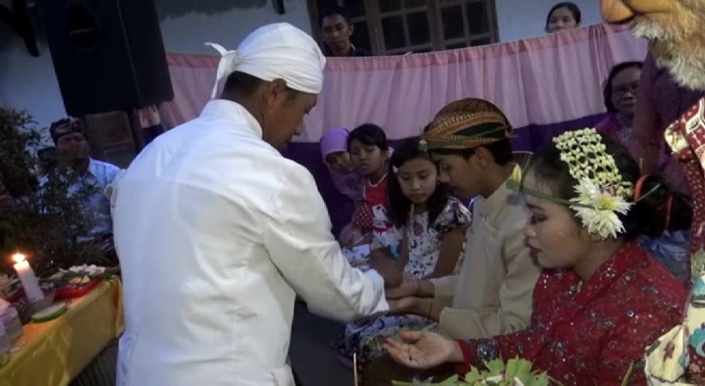 Upacara Adat Mitoni - JOGJA TV